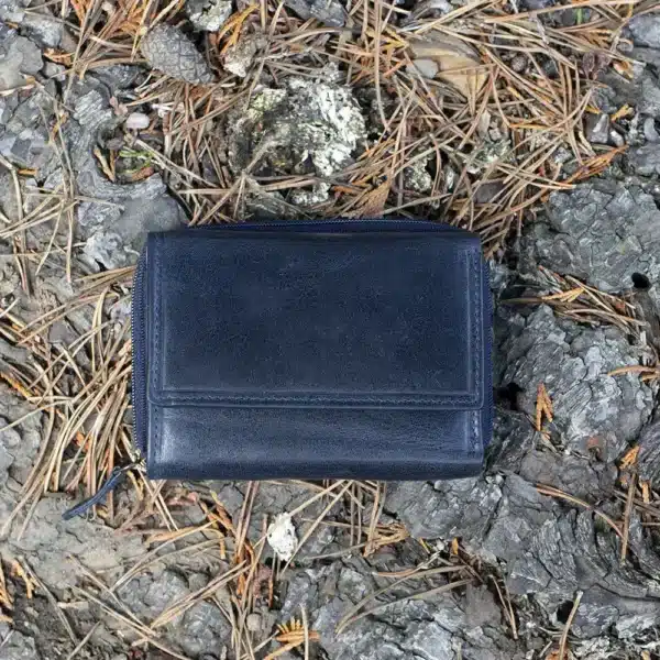 Artisan Women’s Leather Wallet UK | RFID & Handmade by Wombat